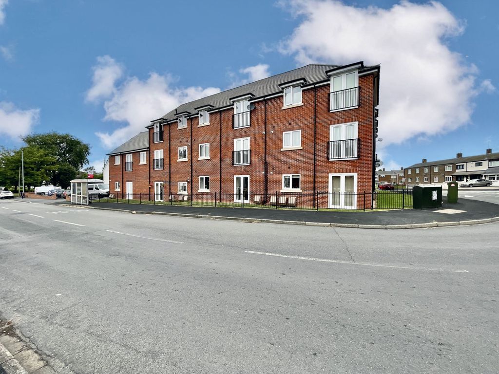 1 bed flat for sale in Cavalcade Close, Willenhall WV12 - Zoopla