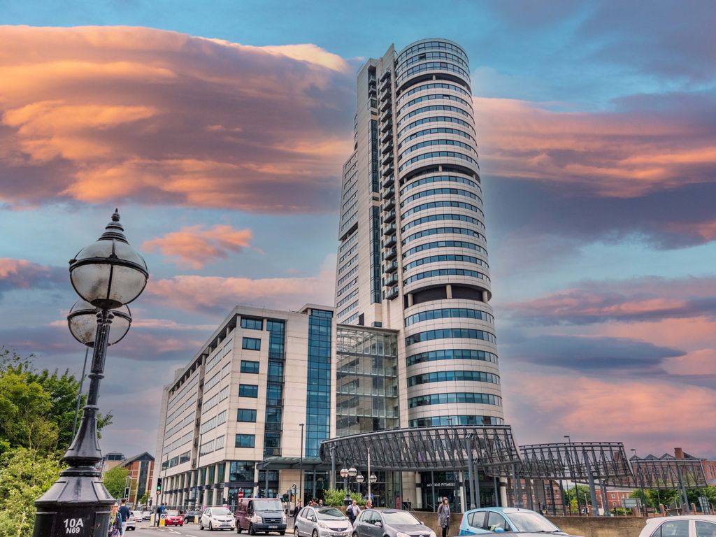 2 bed flat for sale in Water Lane, Leeds LS11 - Zoopla