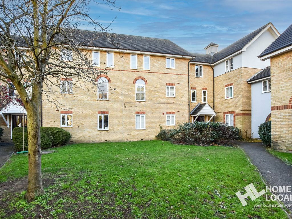 1 bed flat for sale in Saxon Court, Benfleet, Essex SS7 - Zoopla