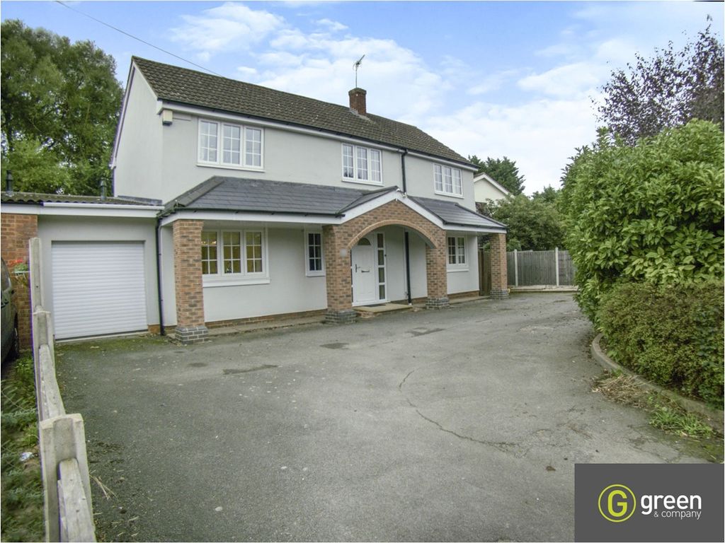 3 Bed Link Detached House For Sale In Coventry Road Kingsbury
