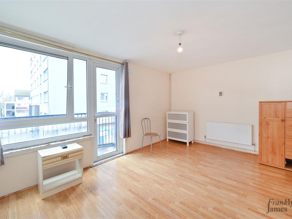 3 bed maisonette for sale in Abinger Grove, London SE8, £350,000 - Zoopla