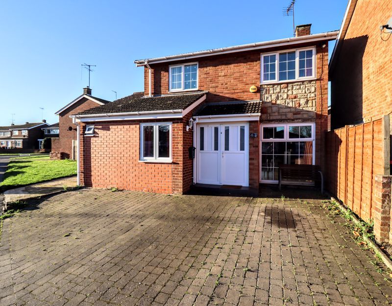 4 Bed Detached House For Sale In Baccara Grove Bletchley Milton