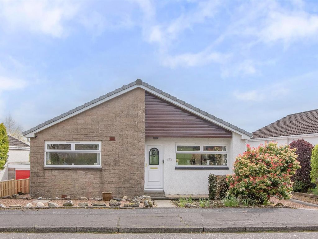 3 bed property for sale in Innerdownie Place, Dollar FK14 - Zoopla