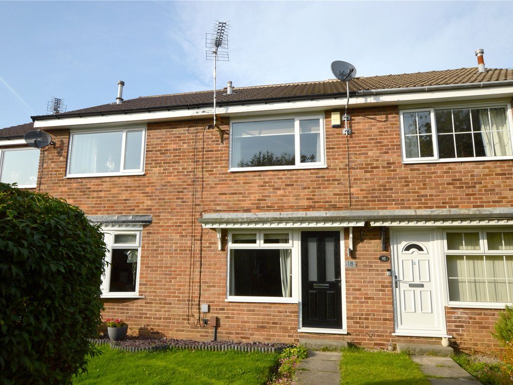 2 Bed Terraced House For Sale In New Park Avenue Farsley Pudsey West