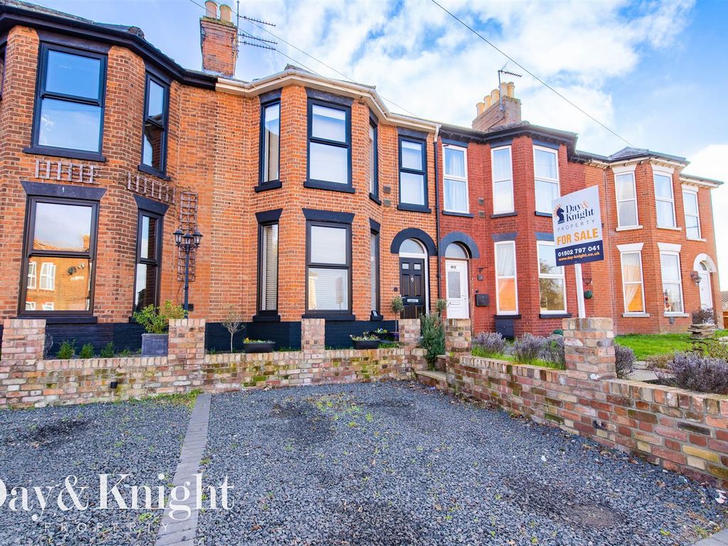 3 bed terraced house for sale in Beeches Mobile Homes Park, Victoria ...