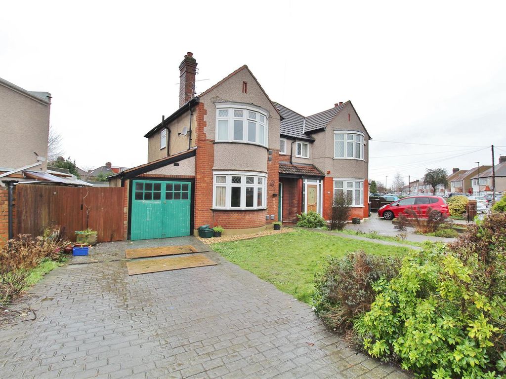 3 Bed Semi Detached House For Sale In Bulstrode Avenue Hounslow Tw3