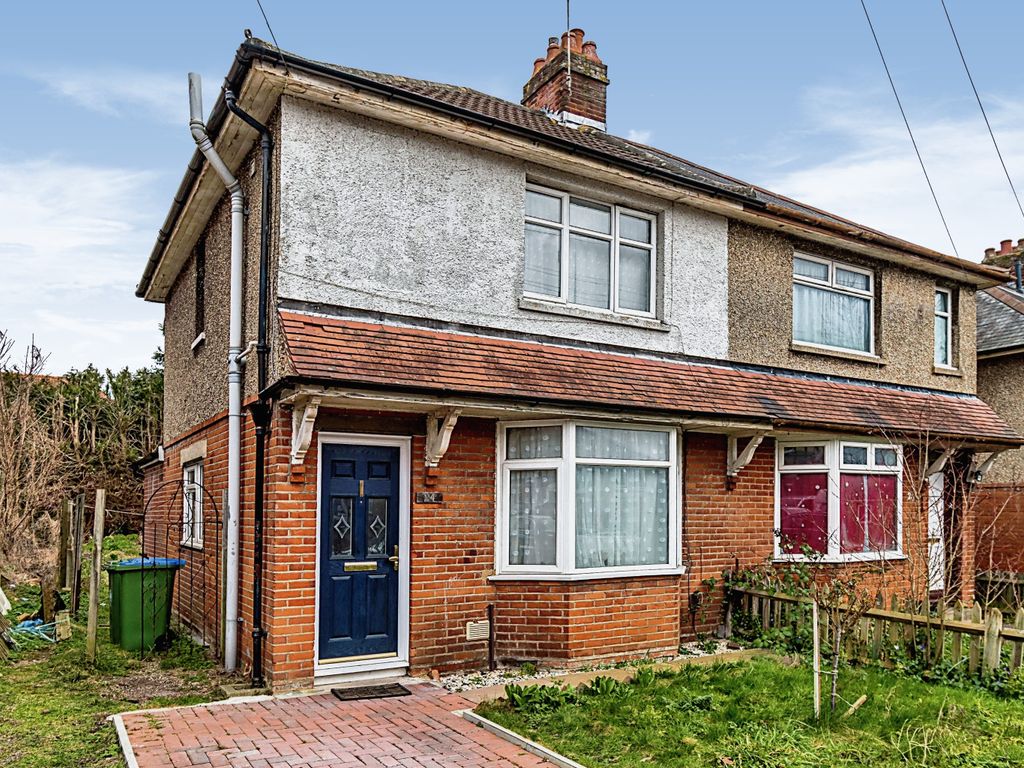 3 Bed Semi Detached House For Sale In Lobelia Road Bassett Green