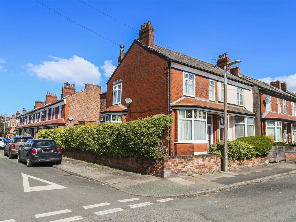 3 Bed Semi Detached House For Sale In Acresfield Road Salford M6 £