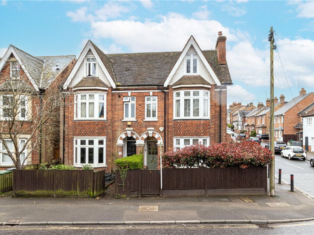 4 Bed Semi Detached House For Sale In Luton Road Harpenden