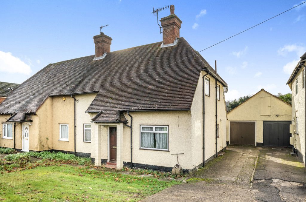 3 Bed Semi Detached House For Sale In London Road Loudwater High