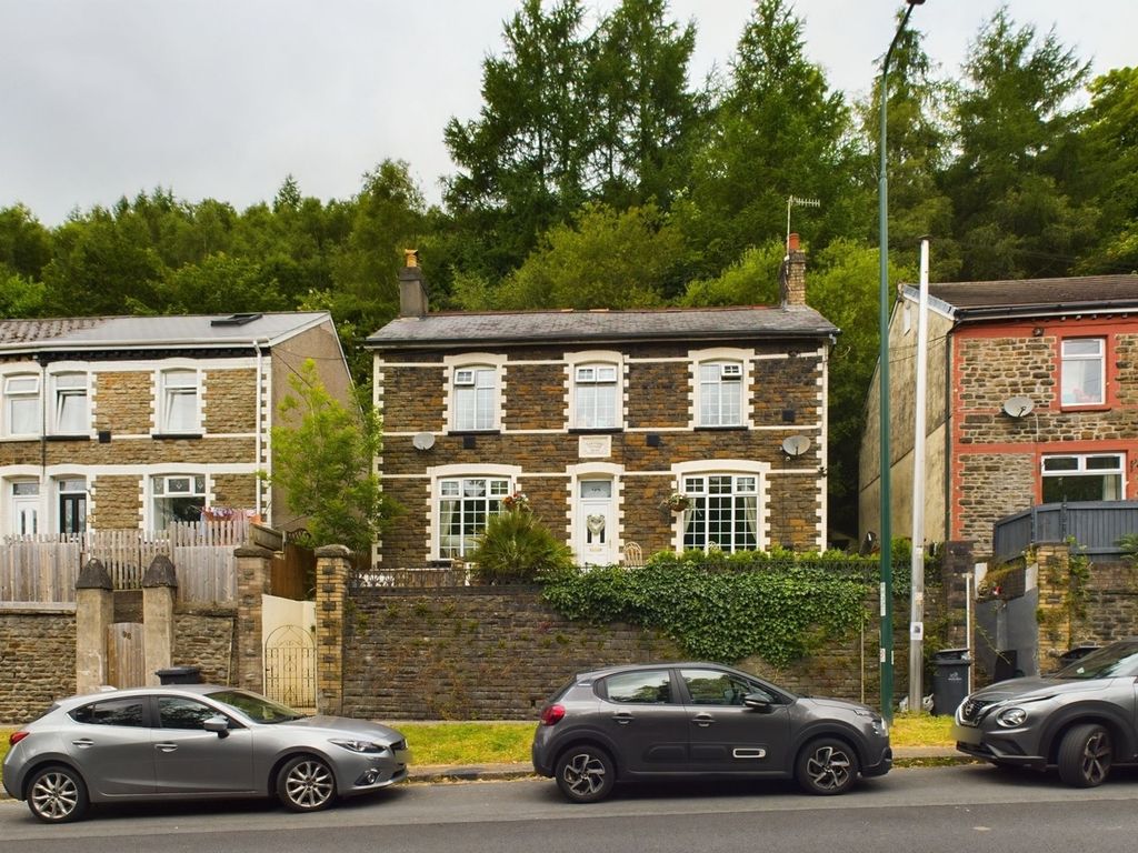 3 bed cottage for sale in Aberbeeg Road, Abertillery NP13, £250,000 ...