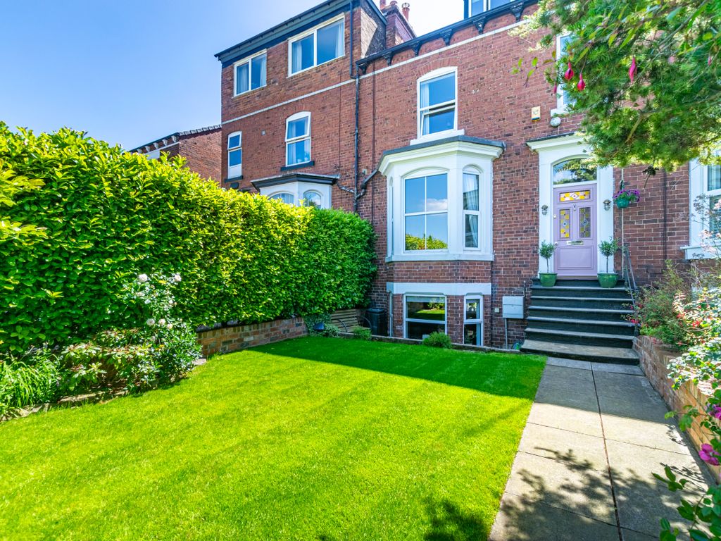 4 bed town house for sale in Hopewell Villa, Garforth, Leeds LS25, £ ...