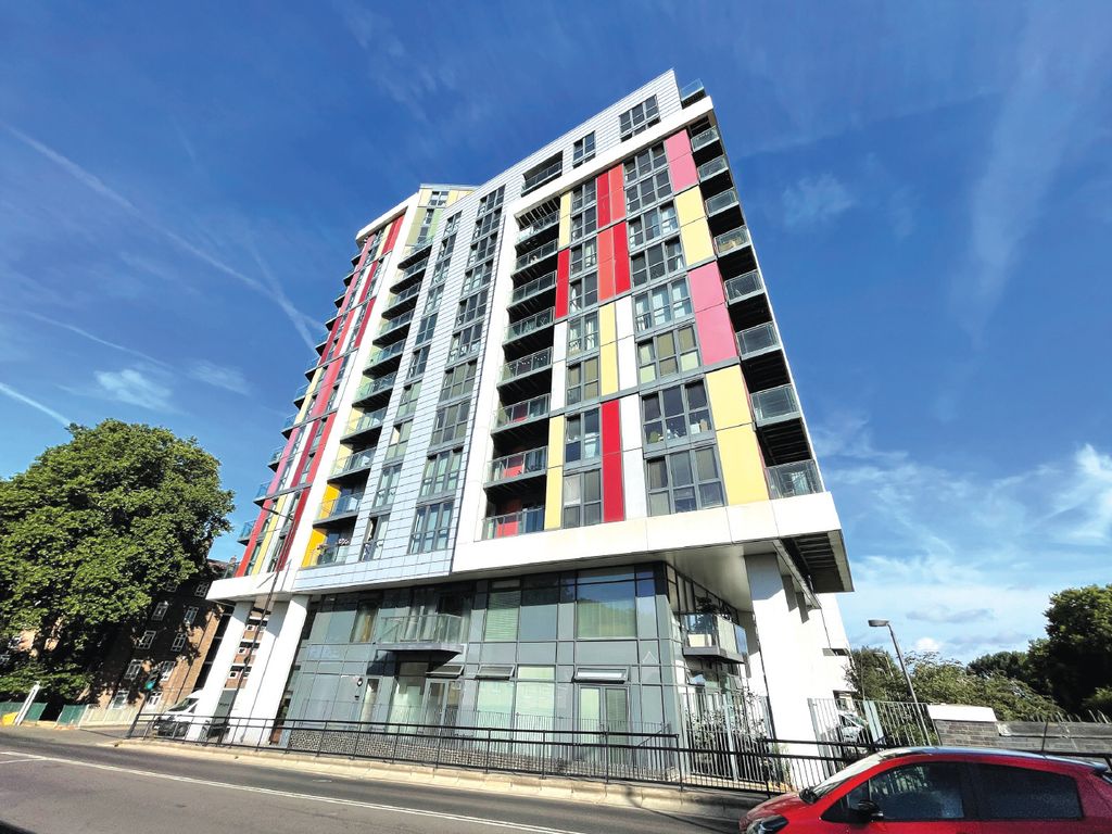 2 bed flat for sale in Homerton Road, London E9 - Zoopla