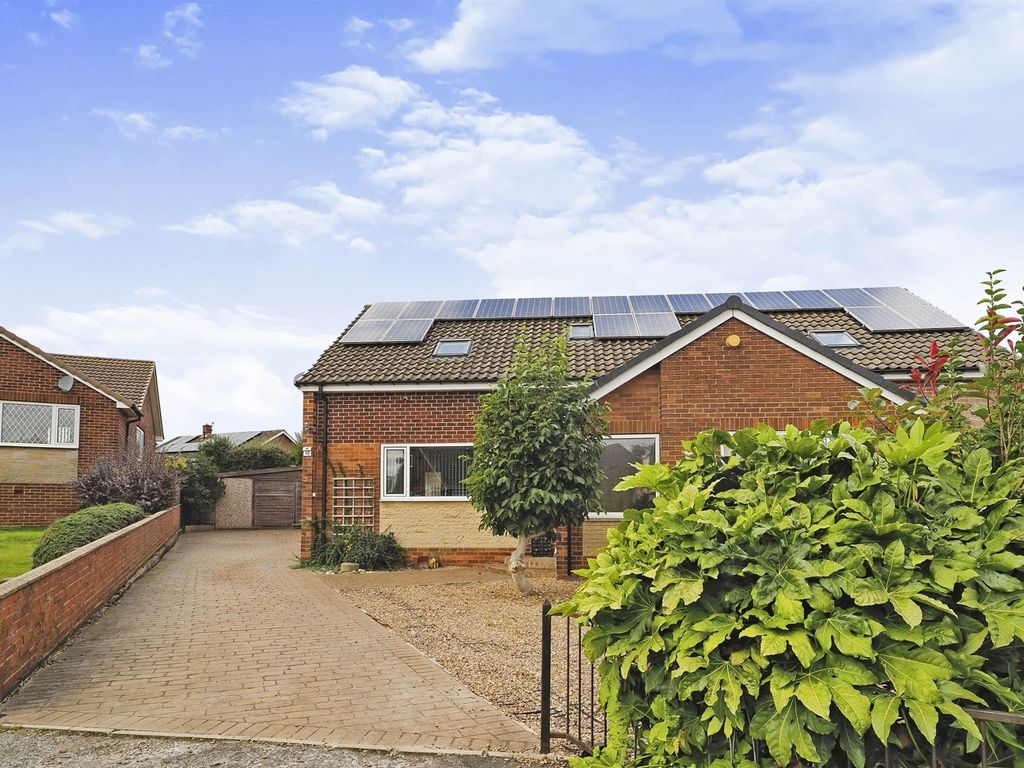 5 bed detached bungalow for sale in Moorcrest Rise, Staincross ...