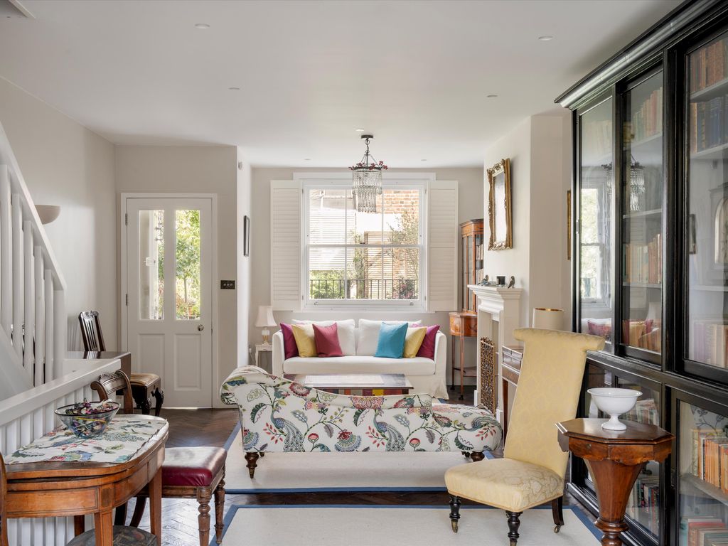 5 bed terraced house for sale in Pembroke Place, Kensington, London W8 ...