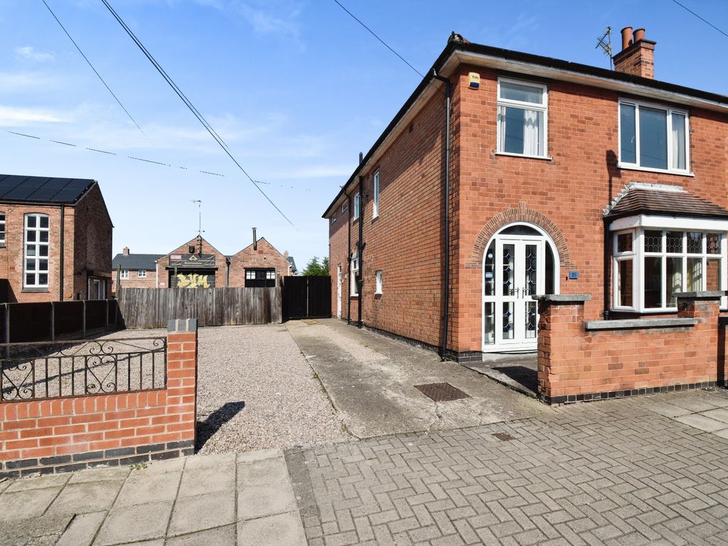 4 Bed Detached House For Sale In Central Avenue Wigston