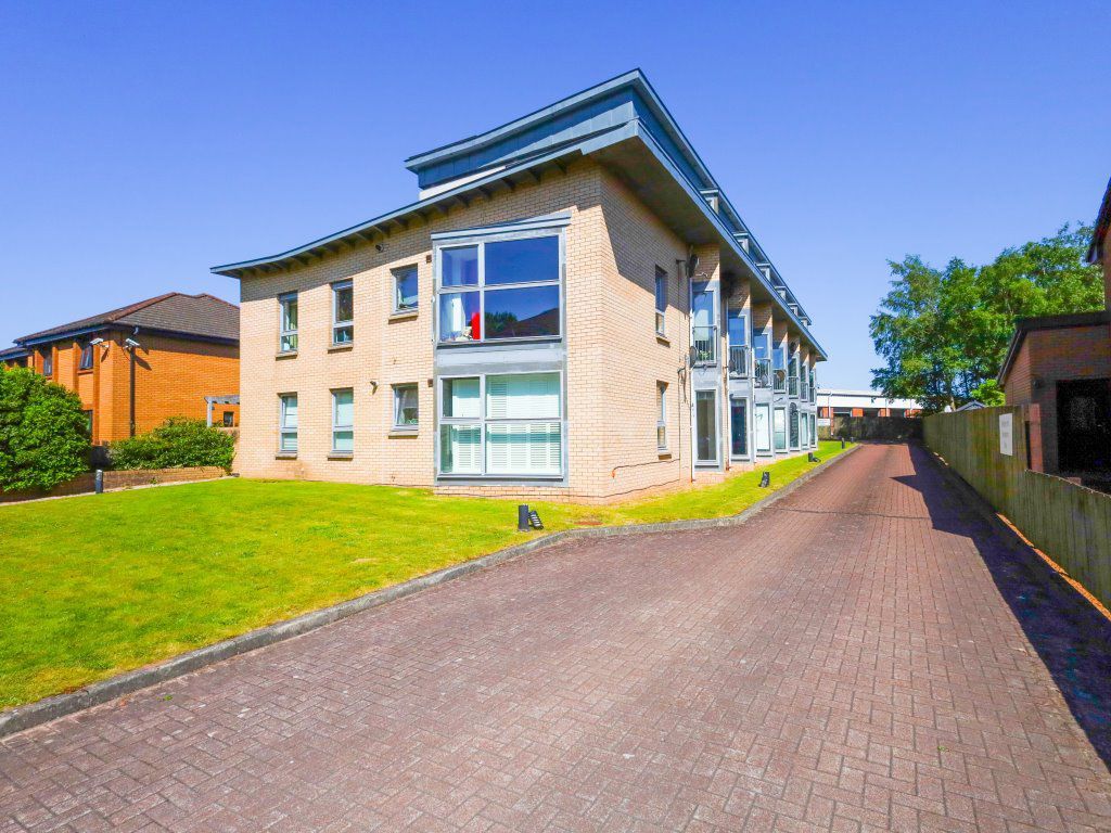 2 bed flat to rent in Carmyle Avenue, Glasgow G32 - Zoopla