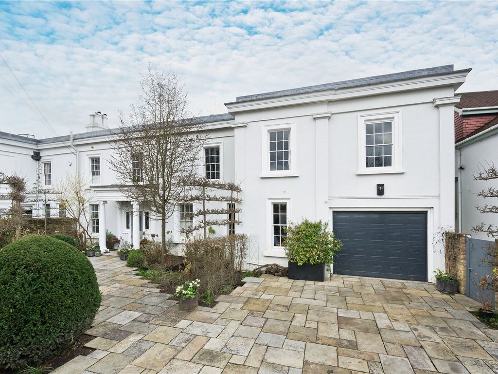 6 bed semi-detached house for sale in Walton Lane, Shepperton ...