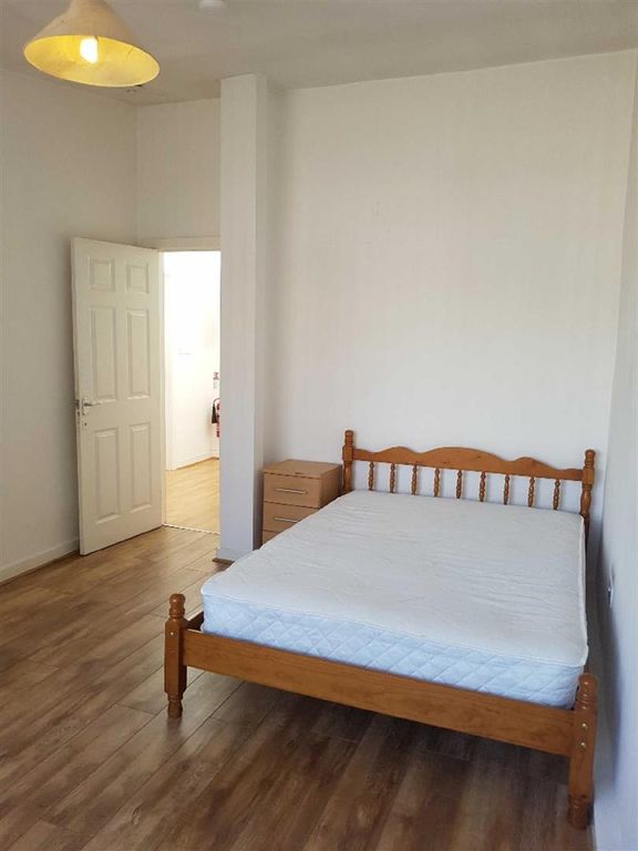 Room to rent in Brows Lane, Formby, Liverpool L37, £395 pcm - Zoopla