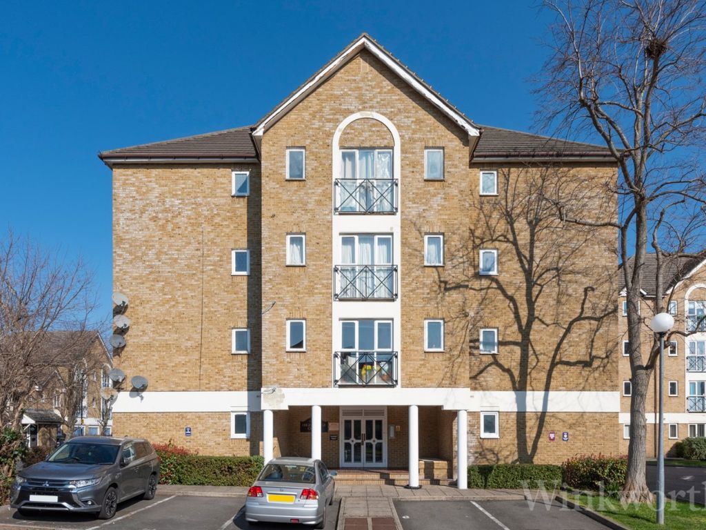 Studio to rent in Highbridge Court, Farrow Lane, London SE14 - Zoopla
