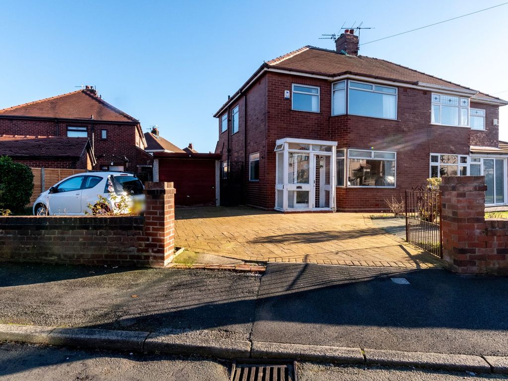 3 Bed Semi Detached House For Sale In Roscoe Avenue Warrington Wa2 £