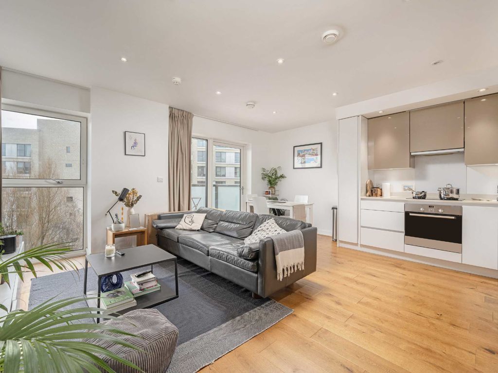 1 bed flat to rent in Liberty Bridge Road, Olympic Park, London E20, £ ...