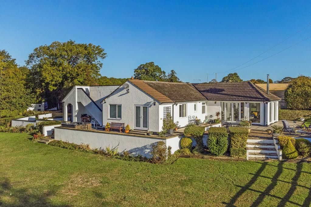 4 bed detached bungalow for sale in Cold Pool Lane, Badgeworth ...