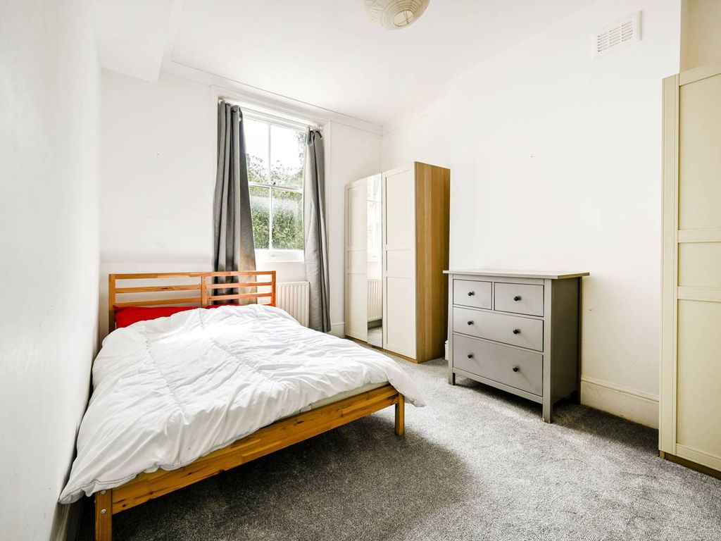 2 bed flat for sale in Essendine Road, Maida Vale, London W9, £500,000 ...