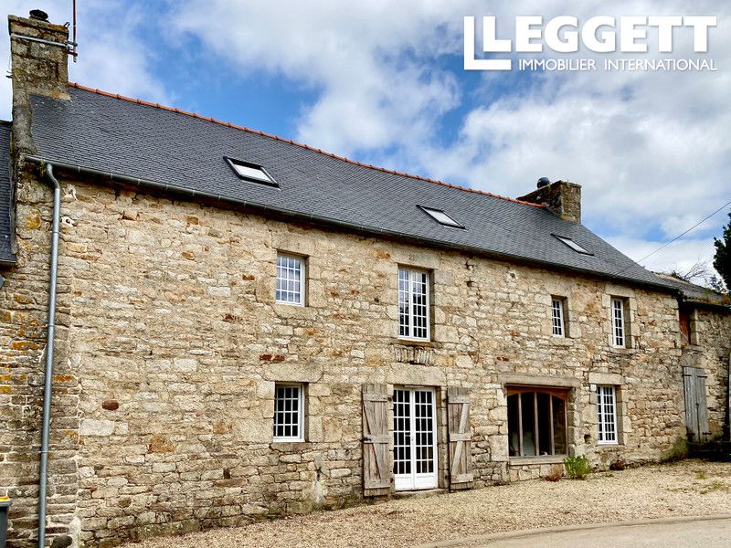 2 bed villa for sale in Le Mené, Côtes-D'armor, Bretagne, £159,858 - Zoopla