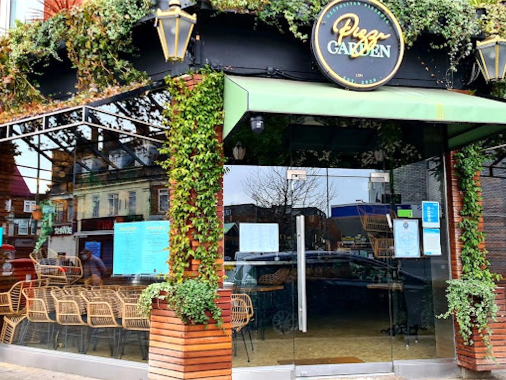 Restaurant to let in Promenade, Edgware HA8, £25,000 pa - Zoopla