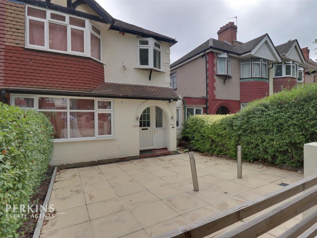 3 Bed End Terrace House For Sale In Whitton Avenue West Greenford Ub6