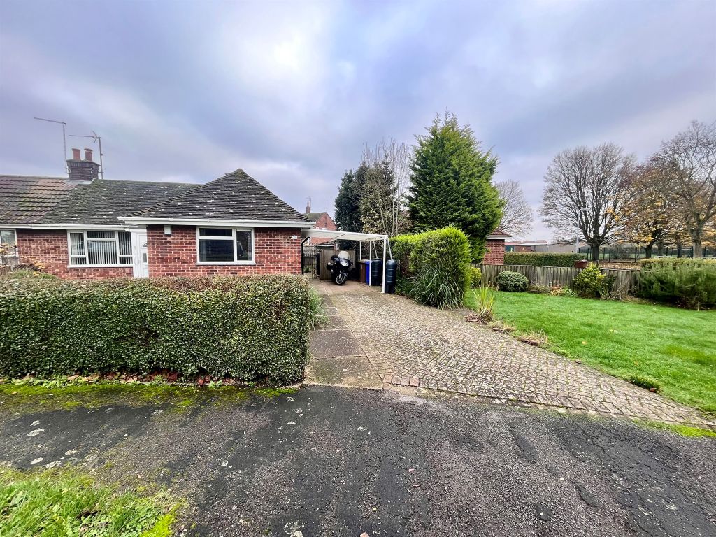 2 bed semi-detached bungalow for sale in Park Avenue, Sutterton, Boston ...