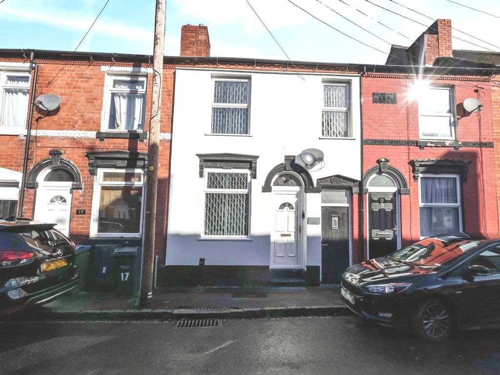 3 bed terraced house for sale in Sidaway Street, Cradley Heath B64, £ ...