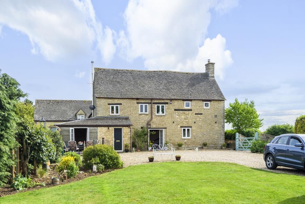 3 bed semi-detached house for sale in Alvescot, Bampton OX18 - Zoopla