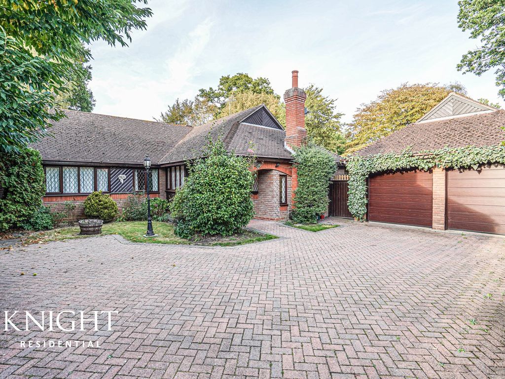 3 bed detached bungalow for sale in The Jays, Highwoods, Colchester CO4 ...