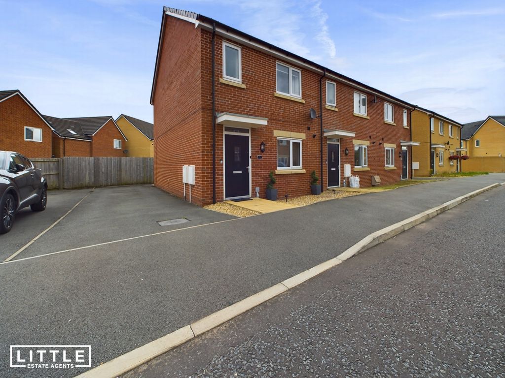 3 bed town house for sale in Aitken Way, St. Helens WA9, £200,000 - Zoopla