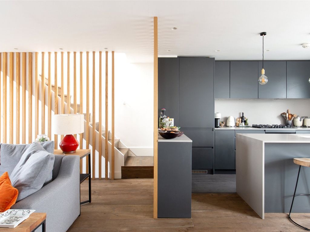 3 bed flat for sale in Colville Square, Notting Hill W11, £1,895,000 ...