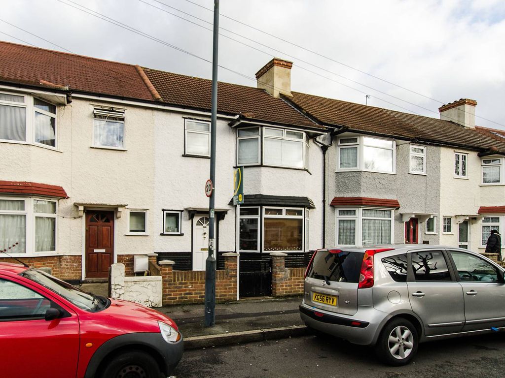 3 bed terraced house for sale in Gorringe Park Avenue, Mitcham CR4 - Zoopla
