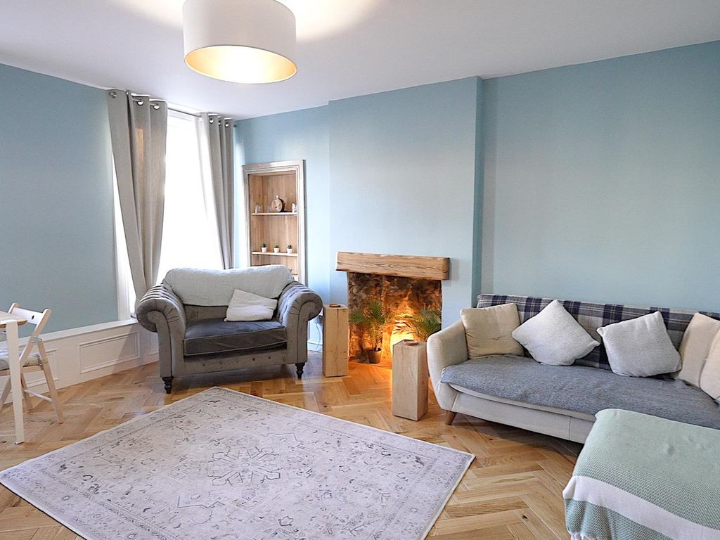 2 bed flat to rent in Annfield, Edinburgh EH6, £1,200 pcm - Zoopla