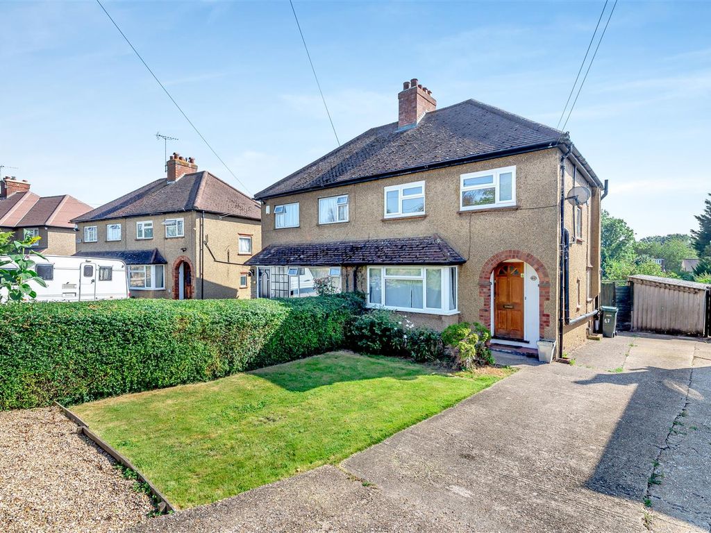 3 bed property for sale in Hornhill Road, Maple Cross, Hertfordshire ...