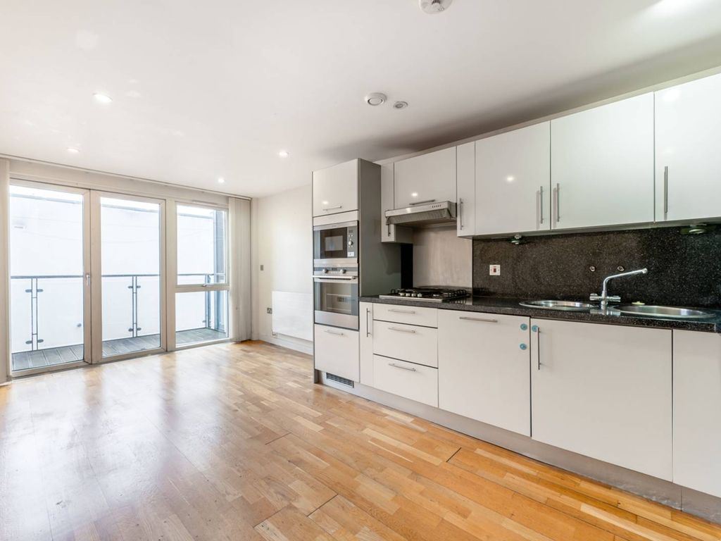 1 bed flat to rent in Elm Road, Wembley HA9, £1,695 pcm - Zoopla