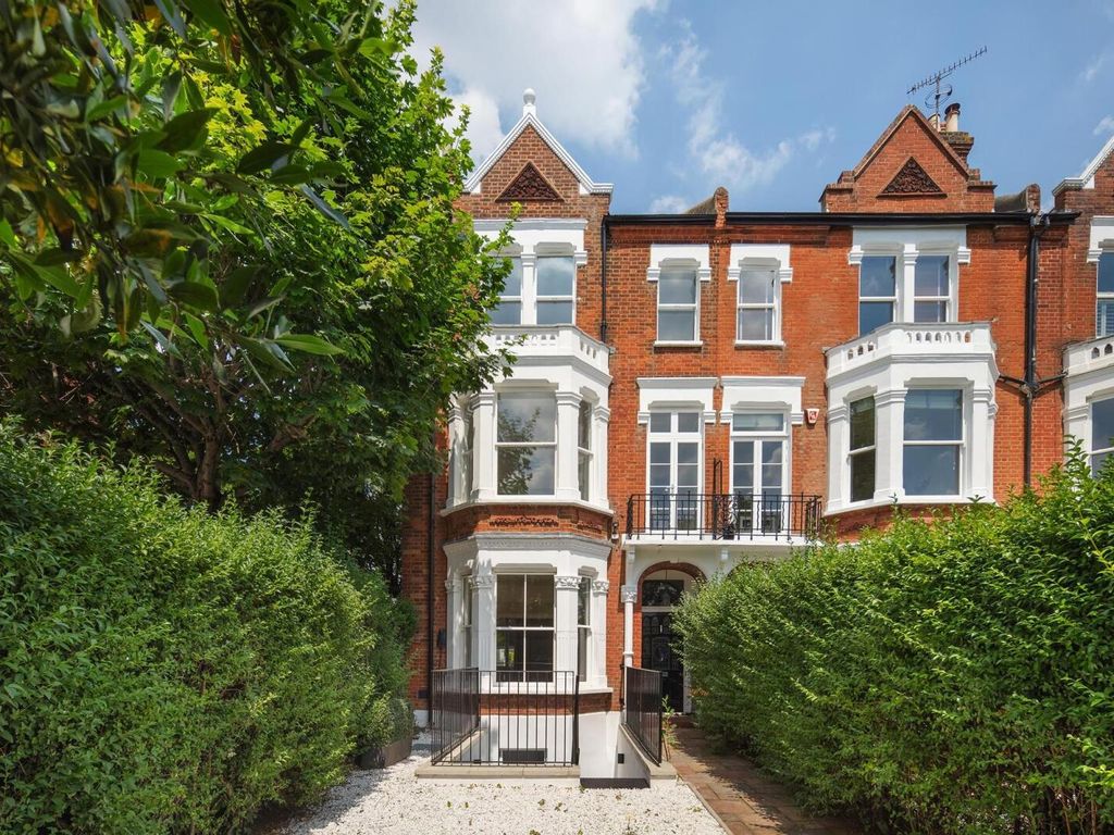 6 bed end terrace house for sale in Clapham Common North Side, Clapham ...