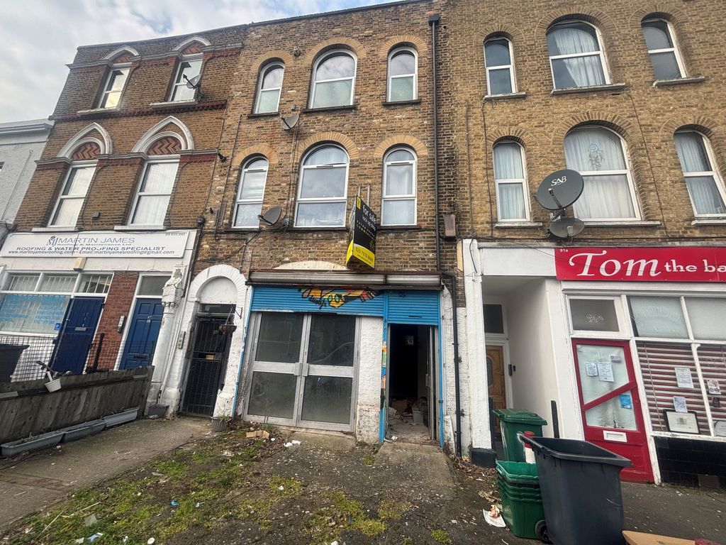 Property to let in Maple Road, Penge, London SE20, £15,000 pa - Zoopla