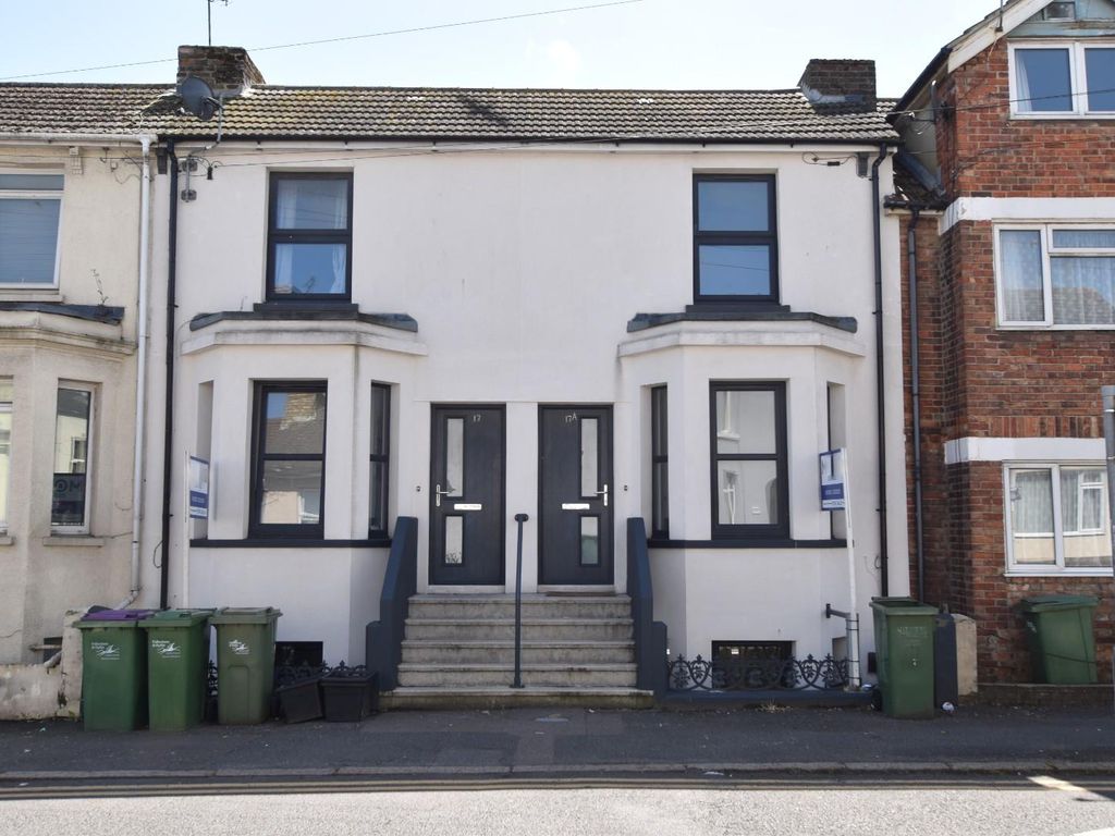 3 bed terraced house for sale in Pavilion Road, Folkestone CT19, £ ...