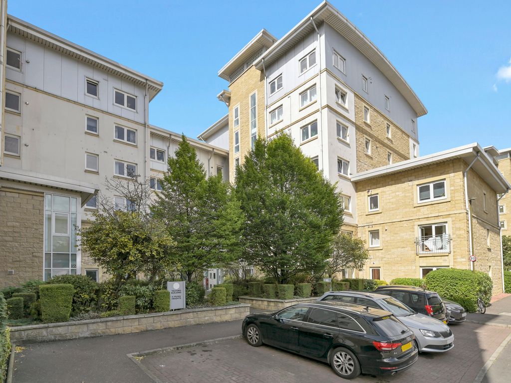 2 bed flat for sale in 10/2 Pilrig Heights, Pilrig, Edinburgh EH6 - Zoopla
