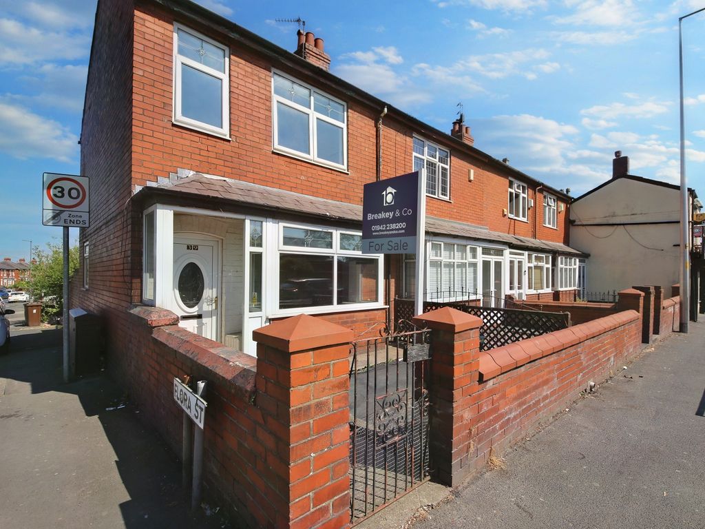 3 Bed End Terrace House For Sale In Warrington Road Ashton In