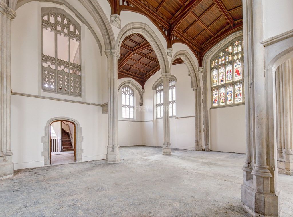 4 bed semi-detached house for sale in The Ridgeway, London NW7 - Zoopla