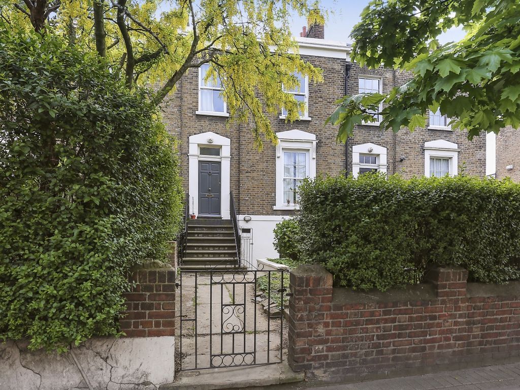 1 bed flat to rent in Holloway Road, London N19, £1,800 pcm - Zoopla