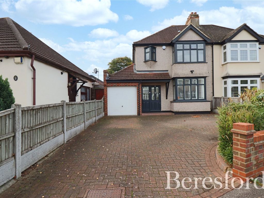 3 Bed Semi Detached House For Sale In Hazelmere Gardens Hornchurch