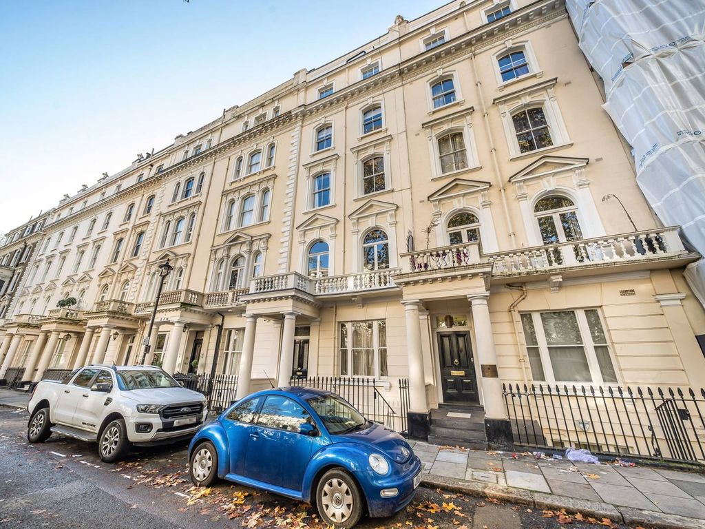 2 bed flat for sale in Talbot Square, Paddington, London W2, £1,000,000 ...